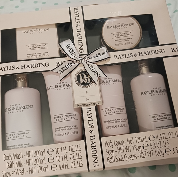 Baylis & Harding | Bath & Body | Nwt Baylis Harding Bath Spa Set 6pc ...